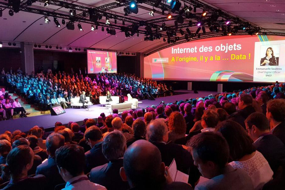 EMMANUELLE SAUDEAU @ IBM CONNECT - LA RÉVOLUTION IOT EN MARCHE - SNCF ...