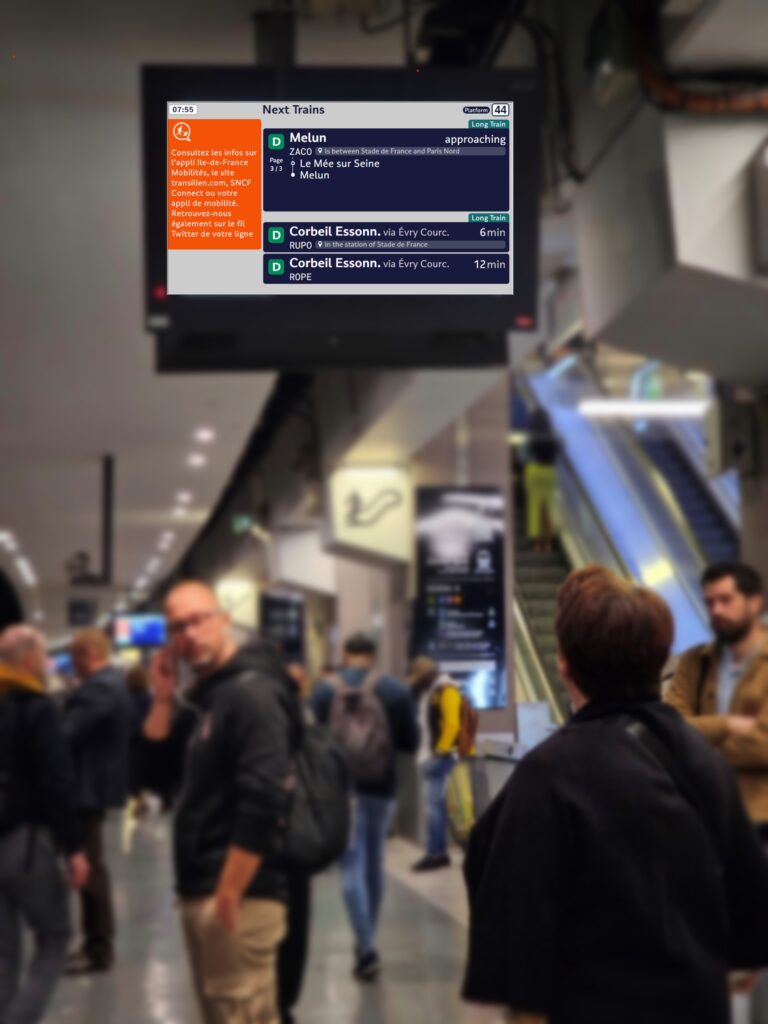 Des écrans en gare qui enrichissent l’expérience voyageur - SNCF NUMÉRIQUE