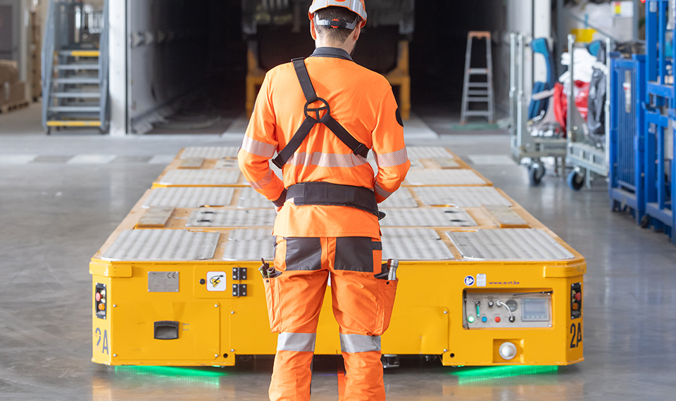 Le groupe SNCF renforce sa connectivité avec son propre réseau mobile d ...